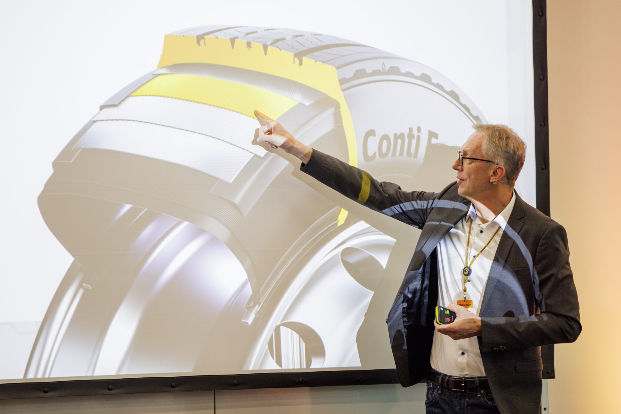Continental introduces Conti Eco Gen 5 truck tire line | Tire ...